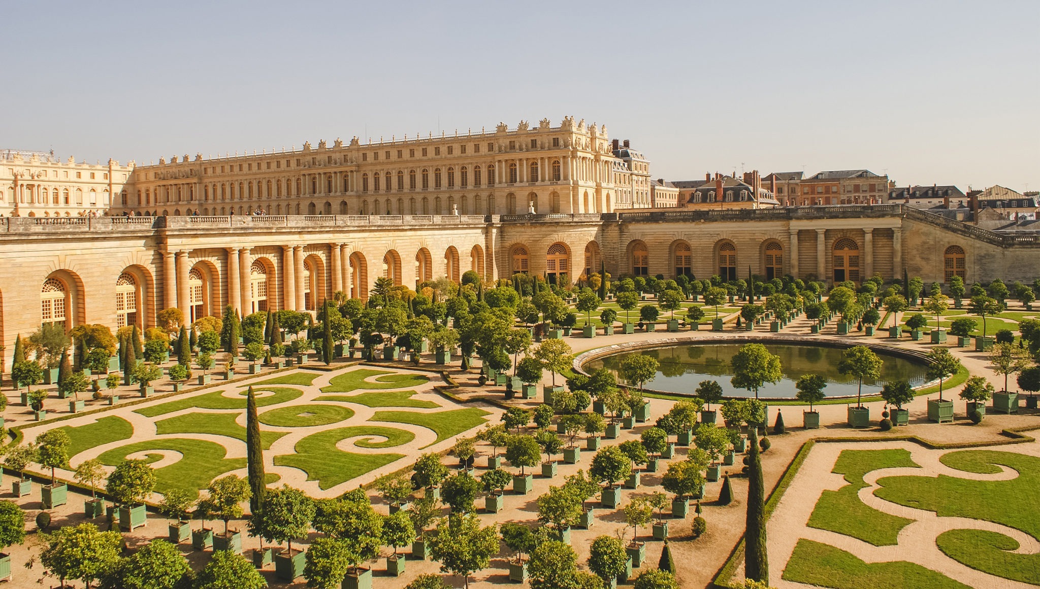 A Brief Guide to the French Revolutions - French Side Travel