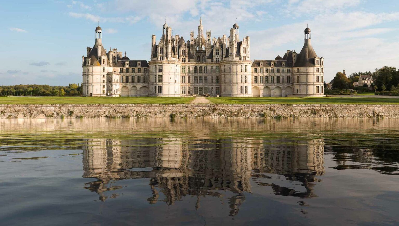 10 Essential Loire Valley Châteaux - French Side Travel