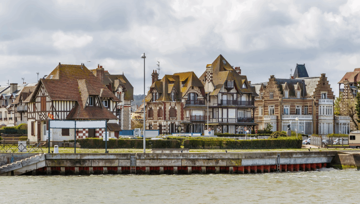 Historic Normandy Escape – 4-Day VIP Tour, Helicopter & D-Day ...